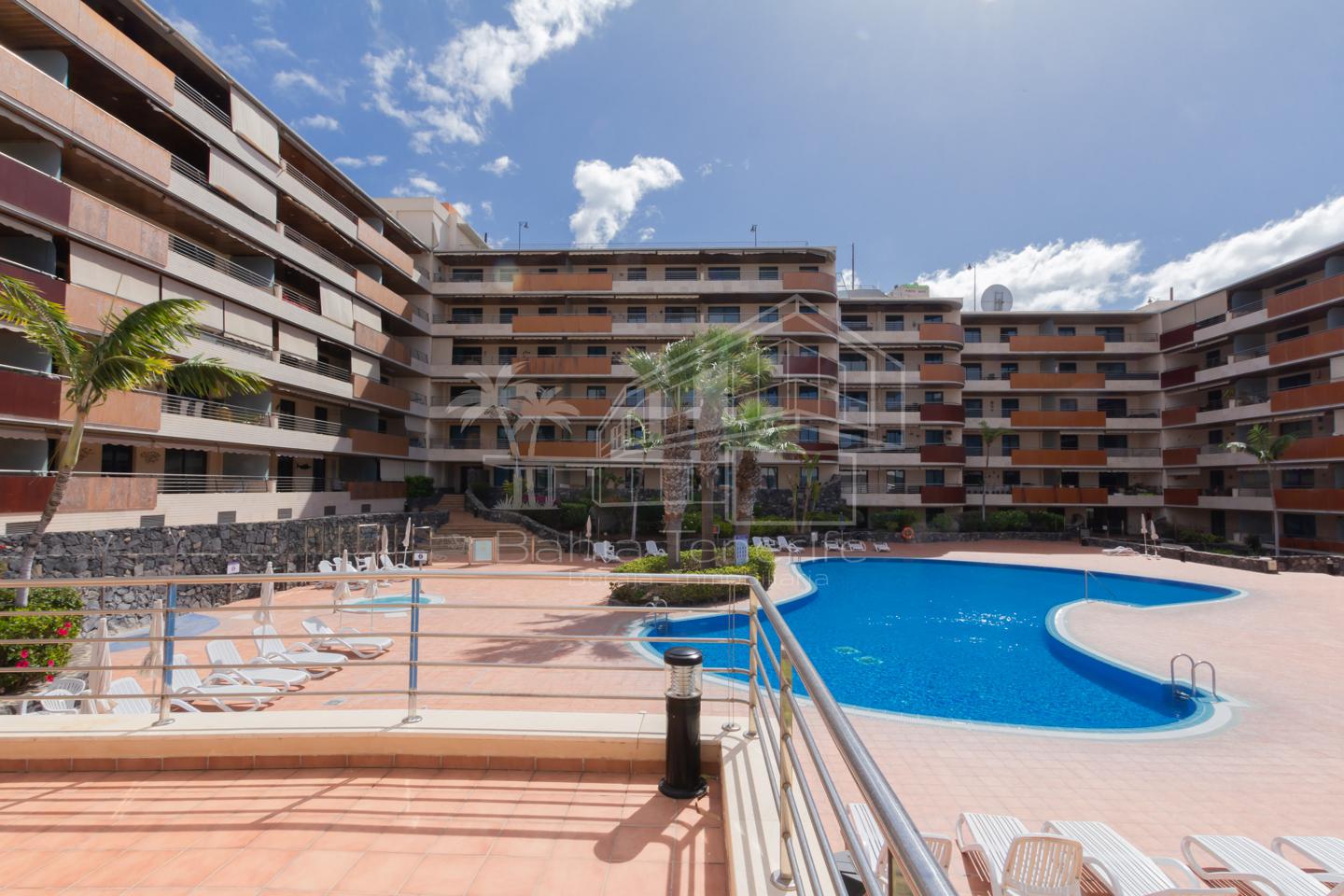 Apartamento 1 Dormitorio, Puerto Santiago, Balcon de los Gigantes ...